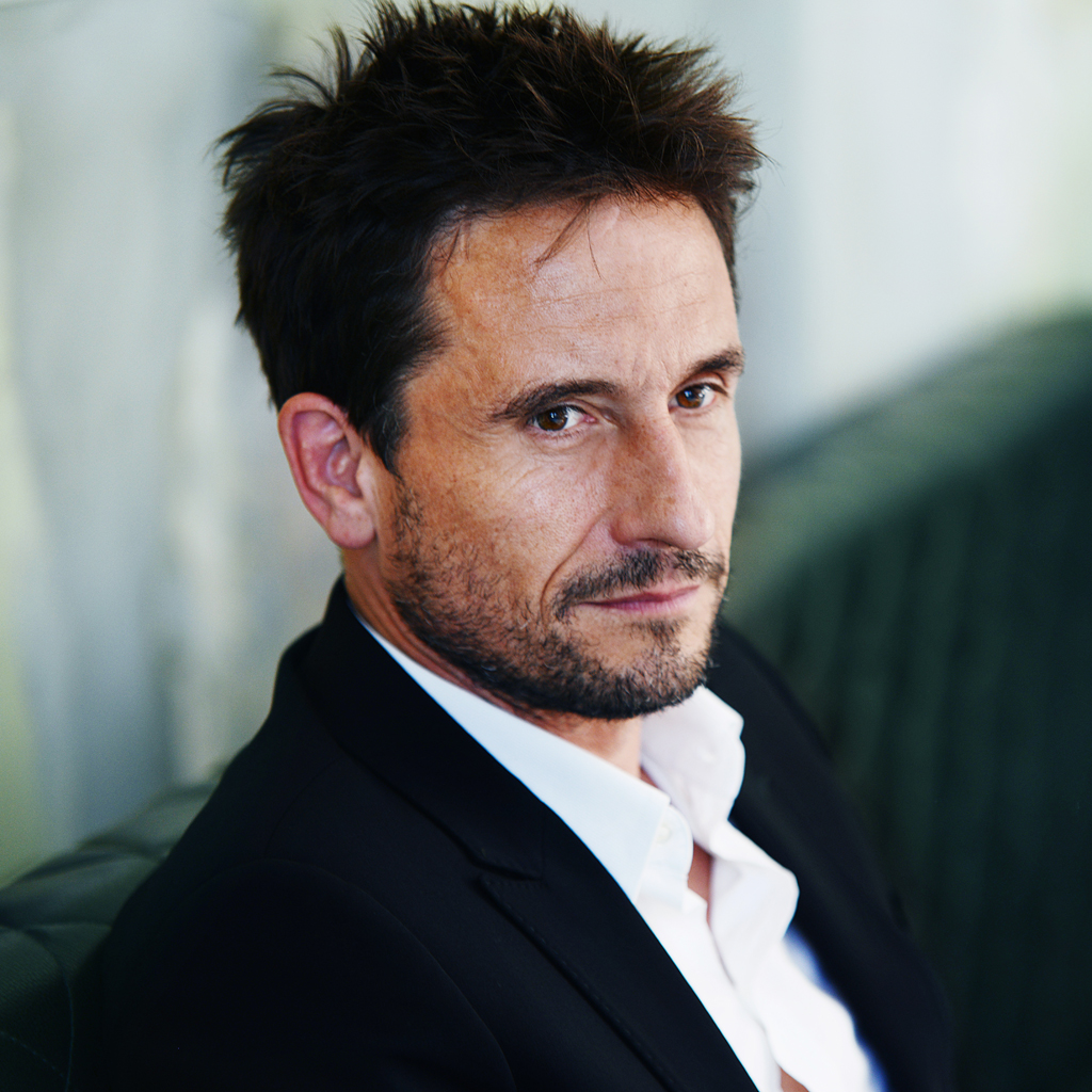 Oliver Mommsen | Fitz + Skoglund Agents