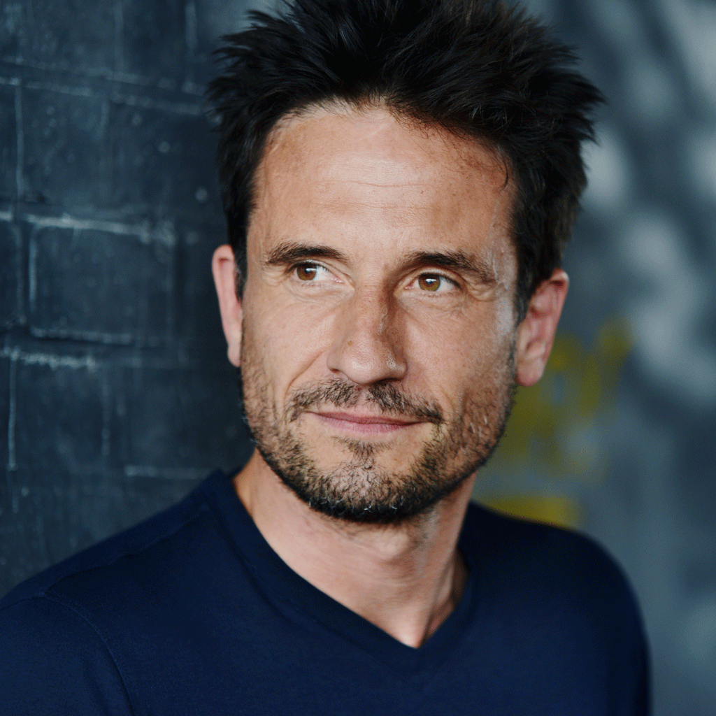 Oliver Mommsen | Fitz + Skoglund Agents